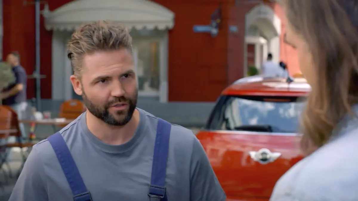 „Unter uns”-Vorschau am 12.09.25 im TV: Bambi vertraut sich arglos seinem Angreifer an