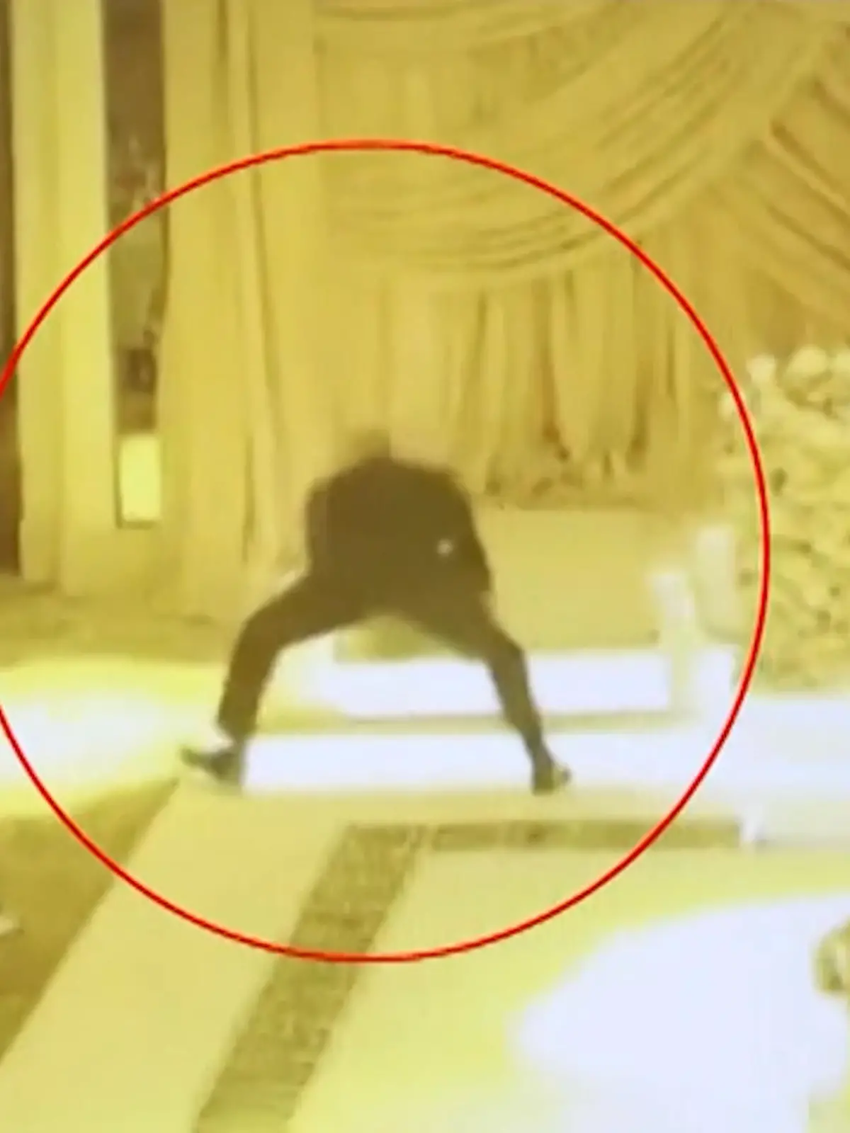 „Später heult sie, wenn das Baby krank ist“: Zu freizügig, zu sportlich ...