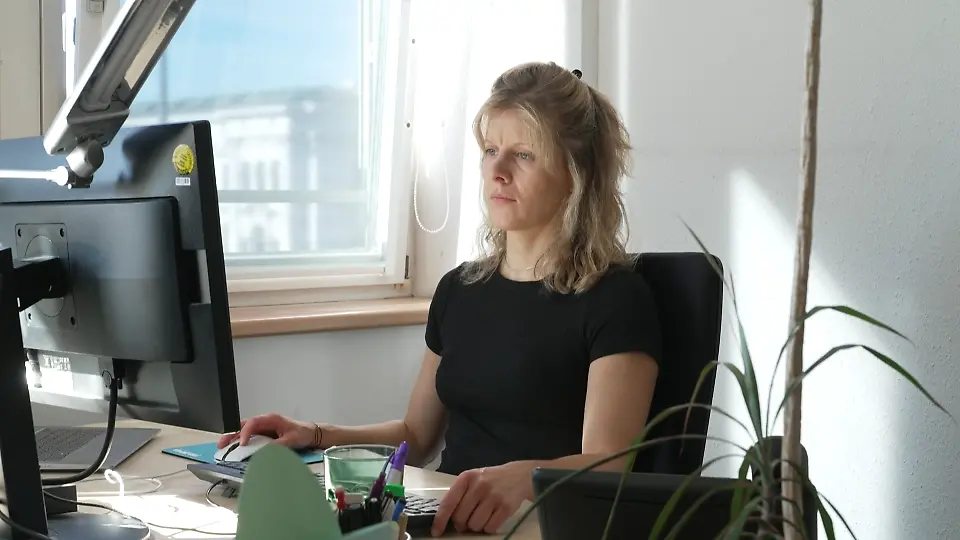 Hamburg: Seltener Einblick! Merle Abel erzählt, wie eine Abschiebung läuft