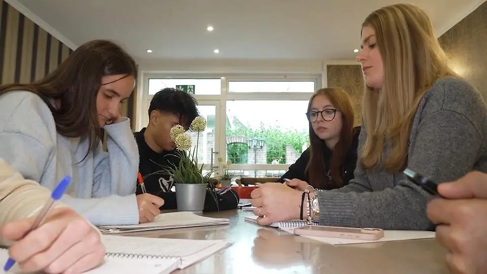 Gelsenkirchen: Schülerin plündert Abikasse – Spendenaktion rettet Feier