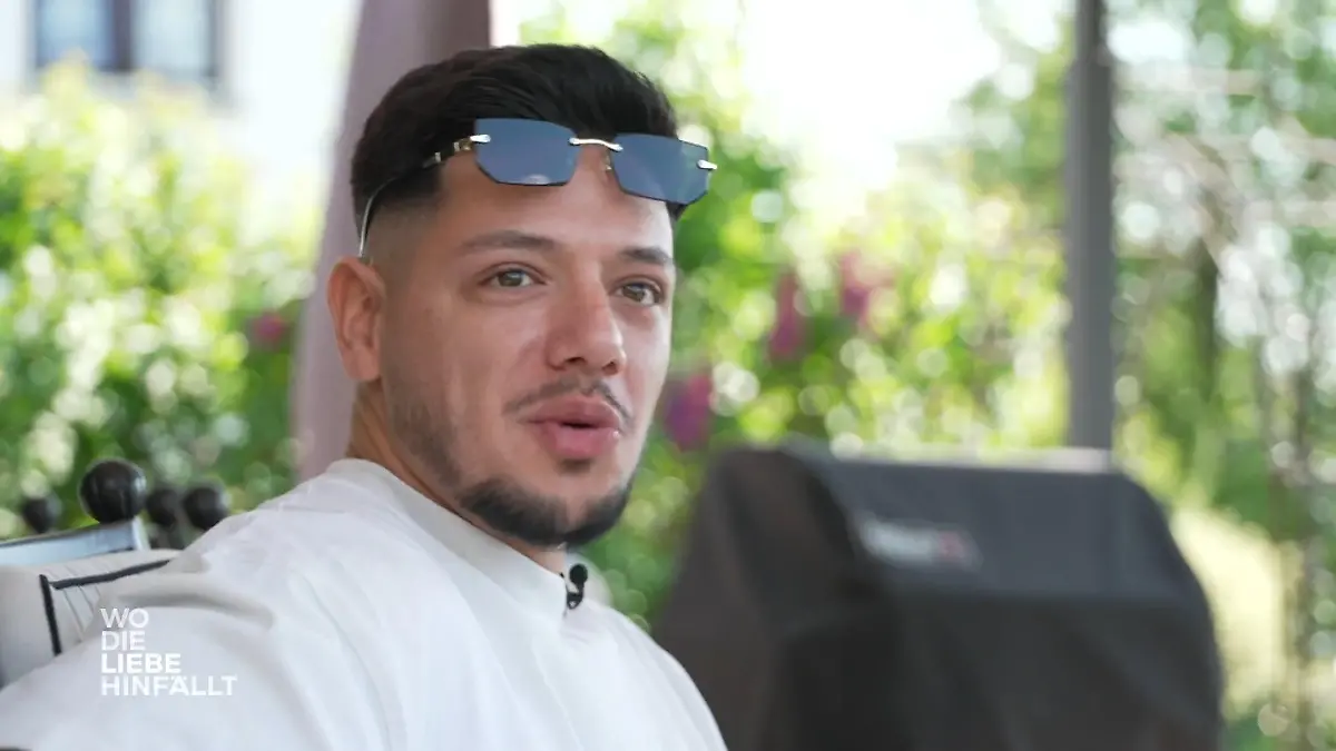 Junge Familie unter Druck: Drei Wochen nach der Geburt kriselt es bei Gök und Rebecca