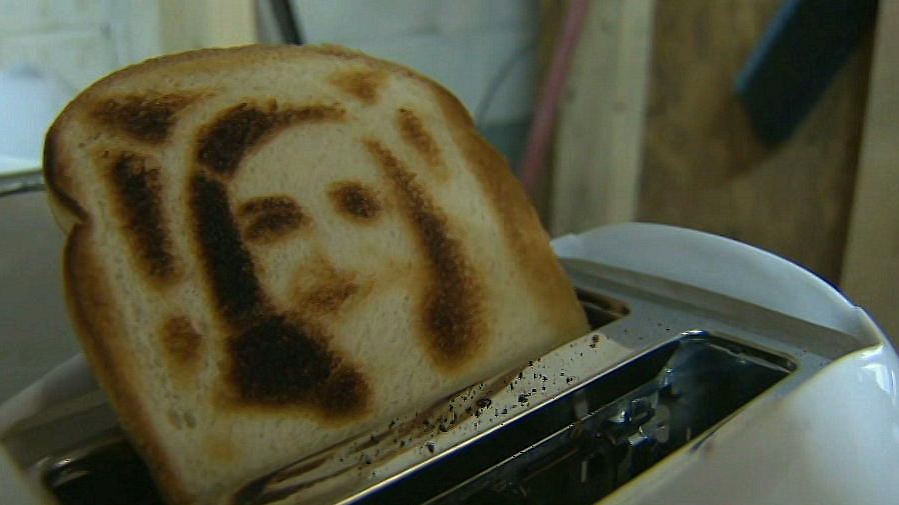 Witziger Trend: Selfie-Toaster - das eigene Bild auf dem Toastbrot
