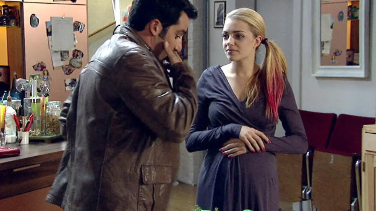 Emily und Tayfun: Geständnisse zweier einsamer Seelen