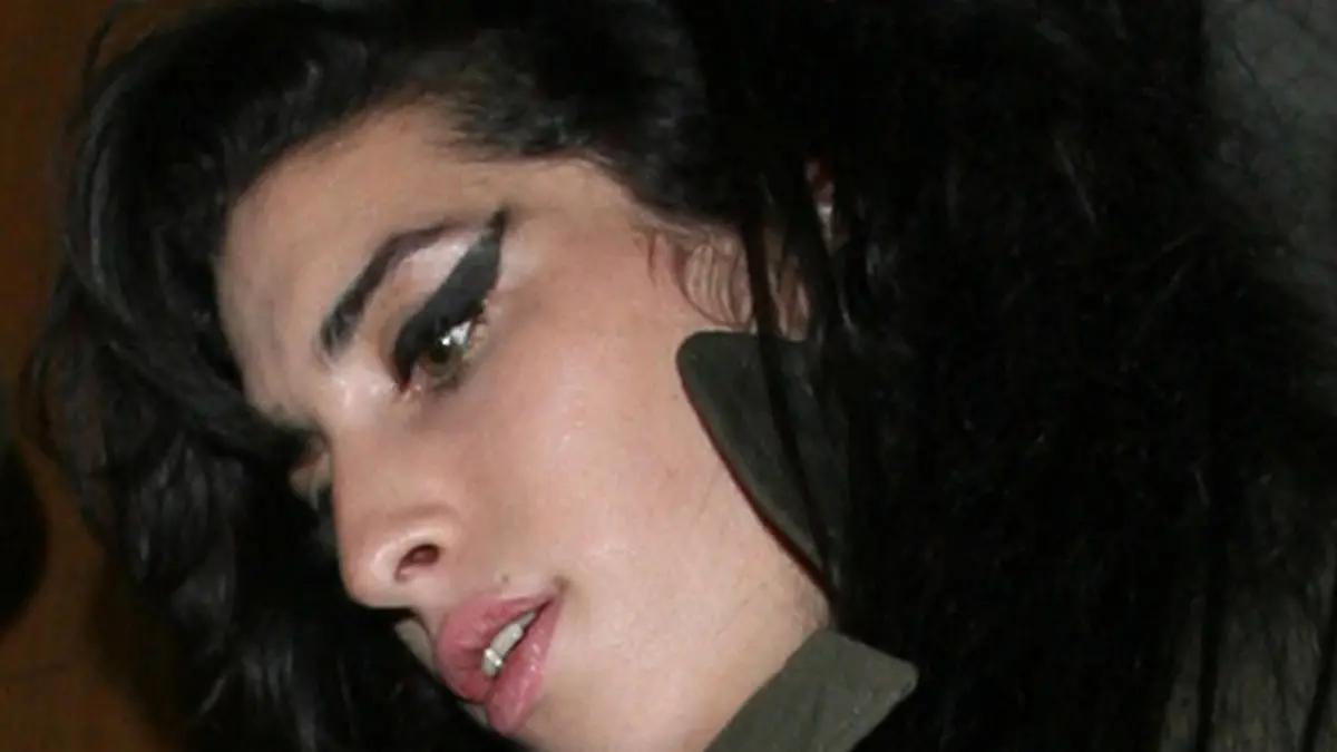 Amy Winehouse wird eingeäschert