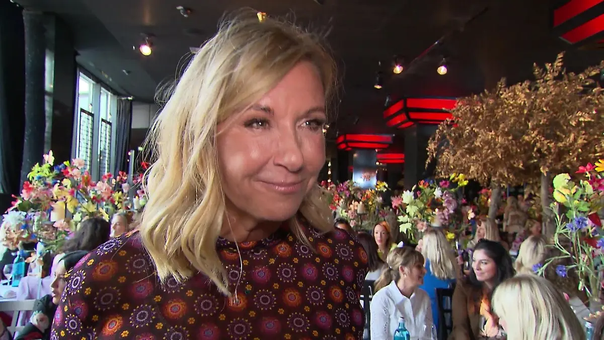 ZDF-Fernsehgarten: Andrea Kiewel löst mit Israel-Kette Riesen-Wirbel ...