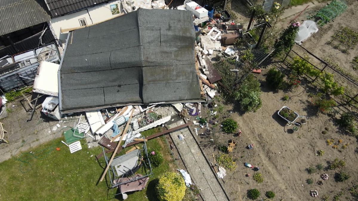 Ratingen: Explosion in Gartenhütte