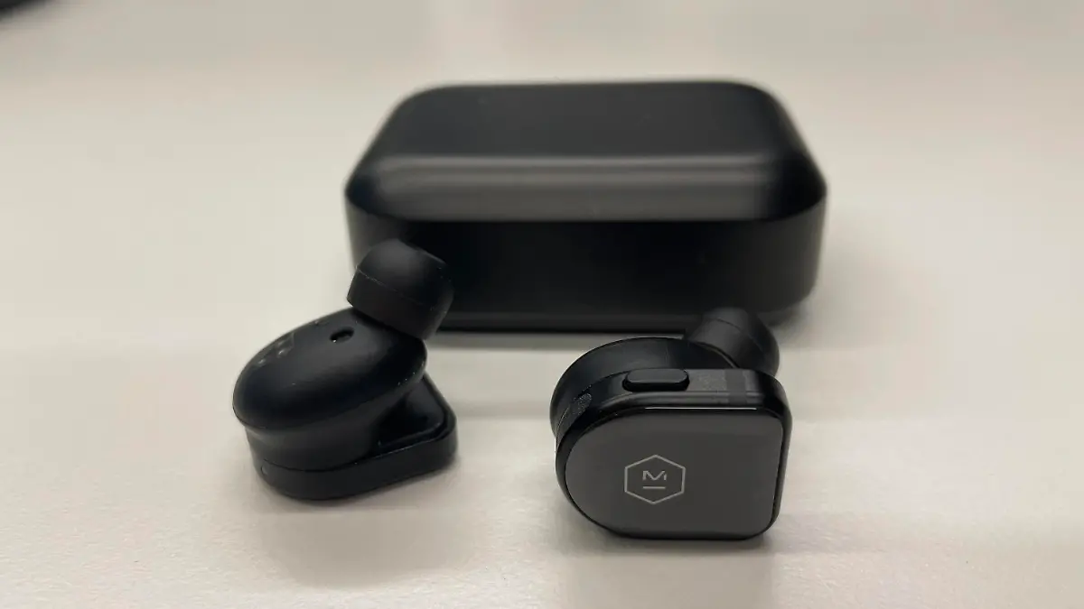 Noise-Cancelling-Kopfhörer MW08 von Master & Dynamic im Test