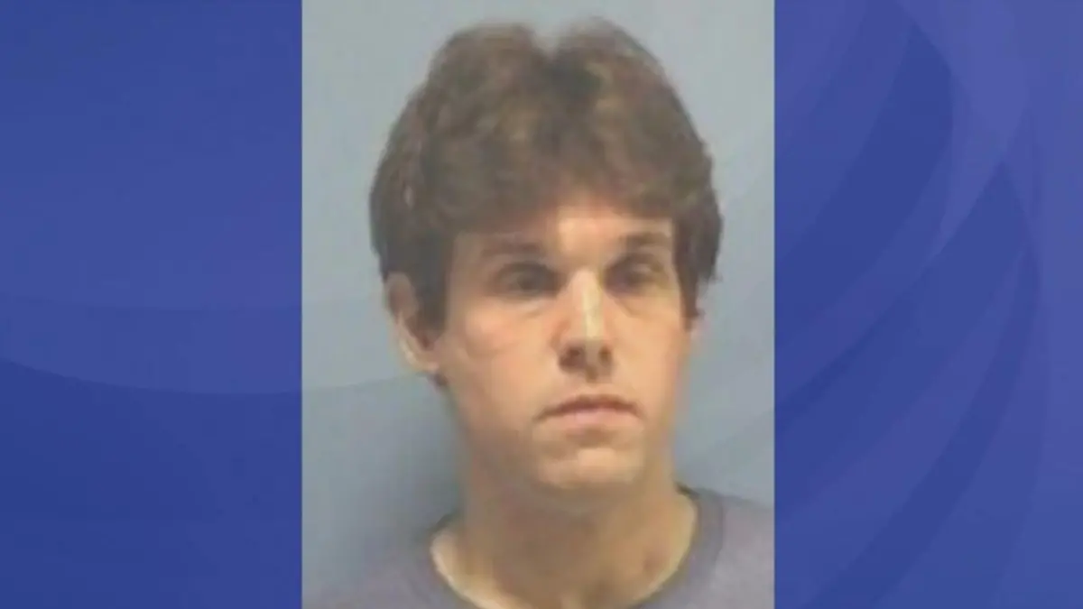 USA: Pastor (37) hat Dreier-Sex auf dem Kirchenaltar – Handykamera ...