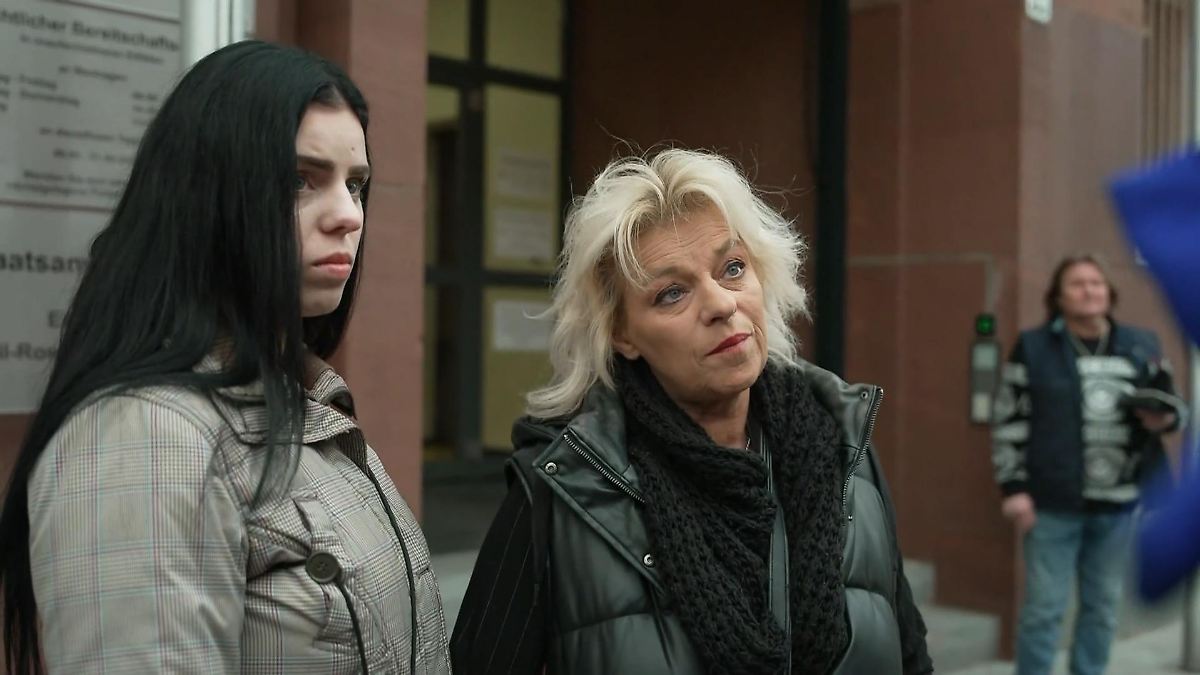 Fall Zoe (†17): Familie trifft vor Gericht auf mutmaßlichen Mörder ...