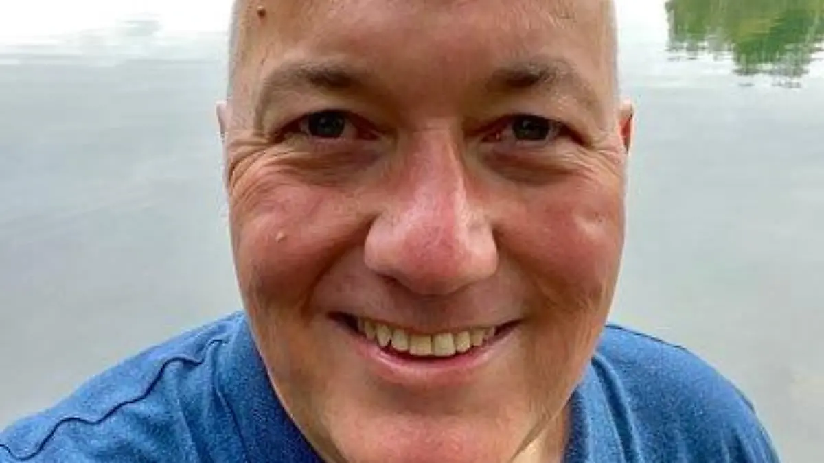 Englischer Radiomoderator stirbt während seiner Livesendung: Tim Gough ...
