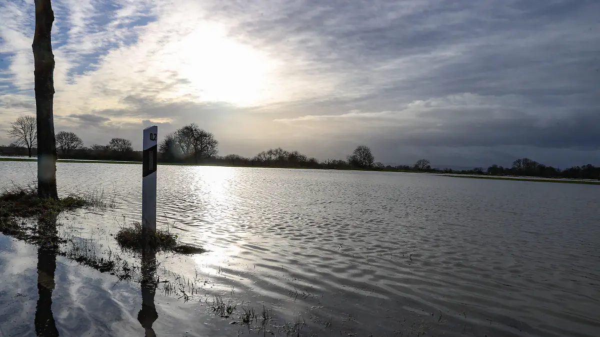 Wetter im Live-Ticker: Heftige Regenfälle und Schnee erwartet