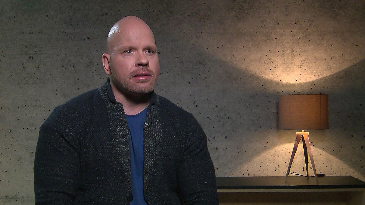 Brutalo-Attacke auf Ärzte und Pfleger macht Pflege-Influencer Ricardo ...