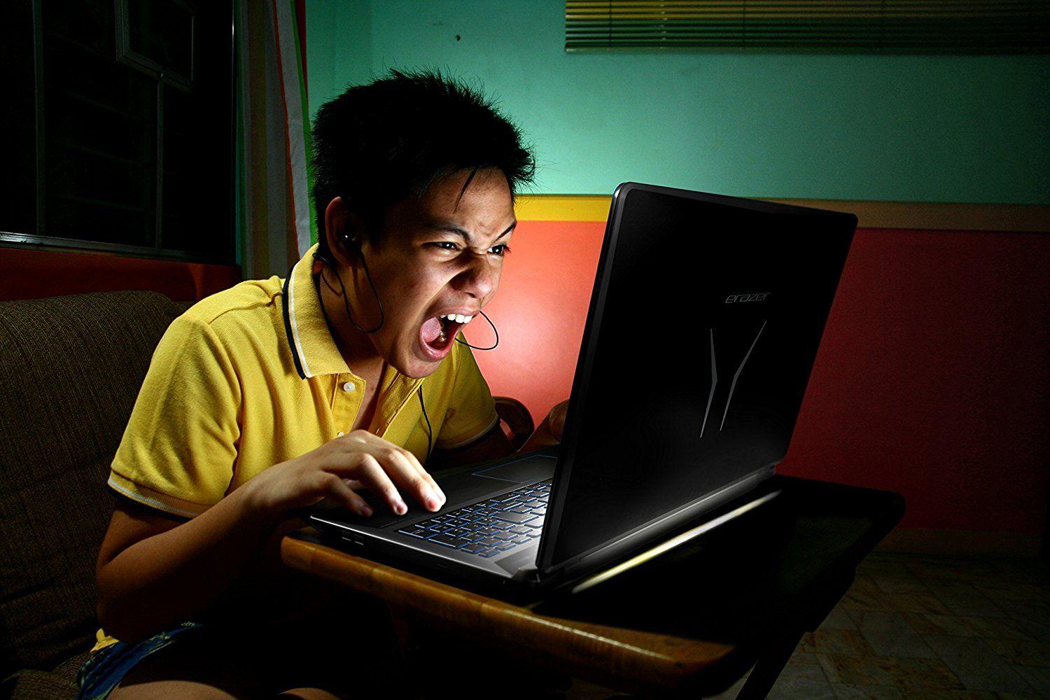 🥇 6 Modelle, 1 klarer Sieger: Gaming Laptop Test | rtl.de Vergleich