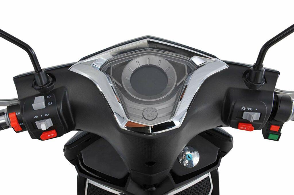 🥇 7 Modelle, 1 klarer Sieger: E Roller Test | rtl.de Vergleich