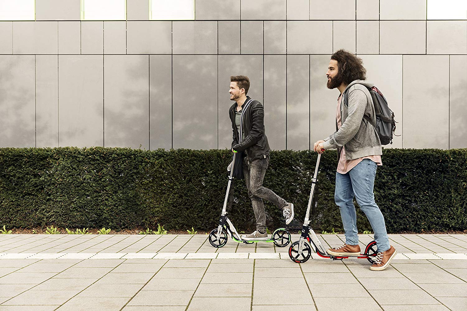 🥇 10 Modelle, 1 klarer Sieger: Tretroller für Erwachsene Test | rtl.de ...