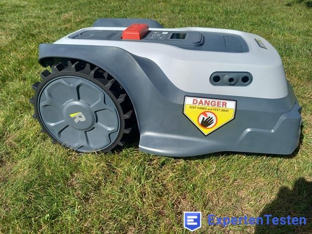 RoboUP T1200 Pro Test: Smarter Mähroboter für große Gärten